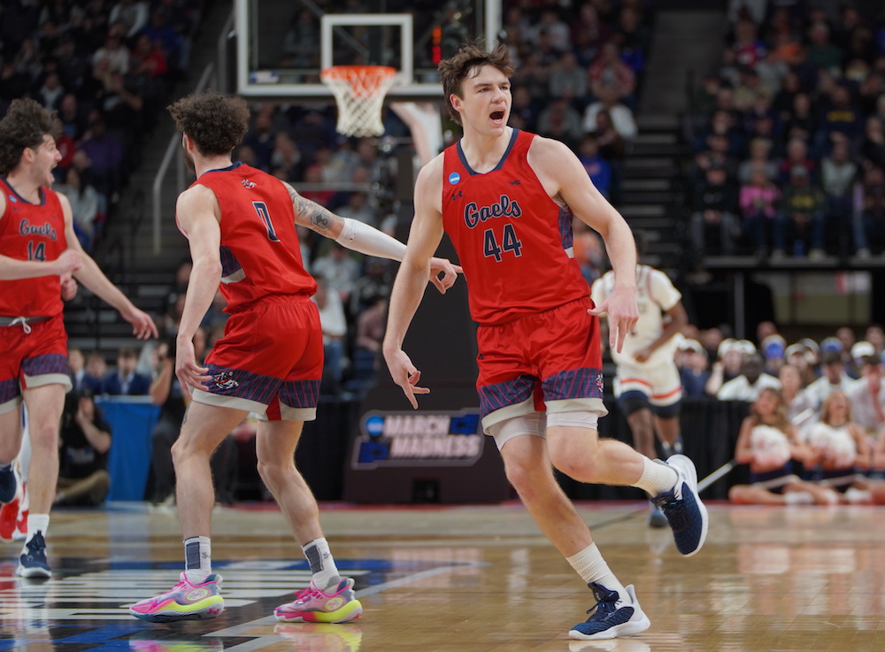 Gaels Battle Their Way Into Second Round of NCAA Tournament Before Falling to UConn | Saint Mary ...